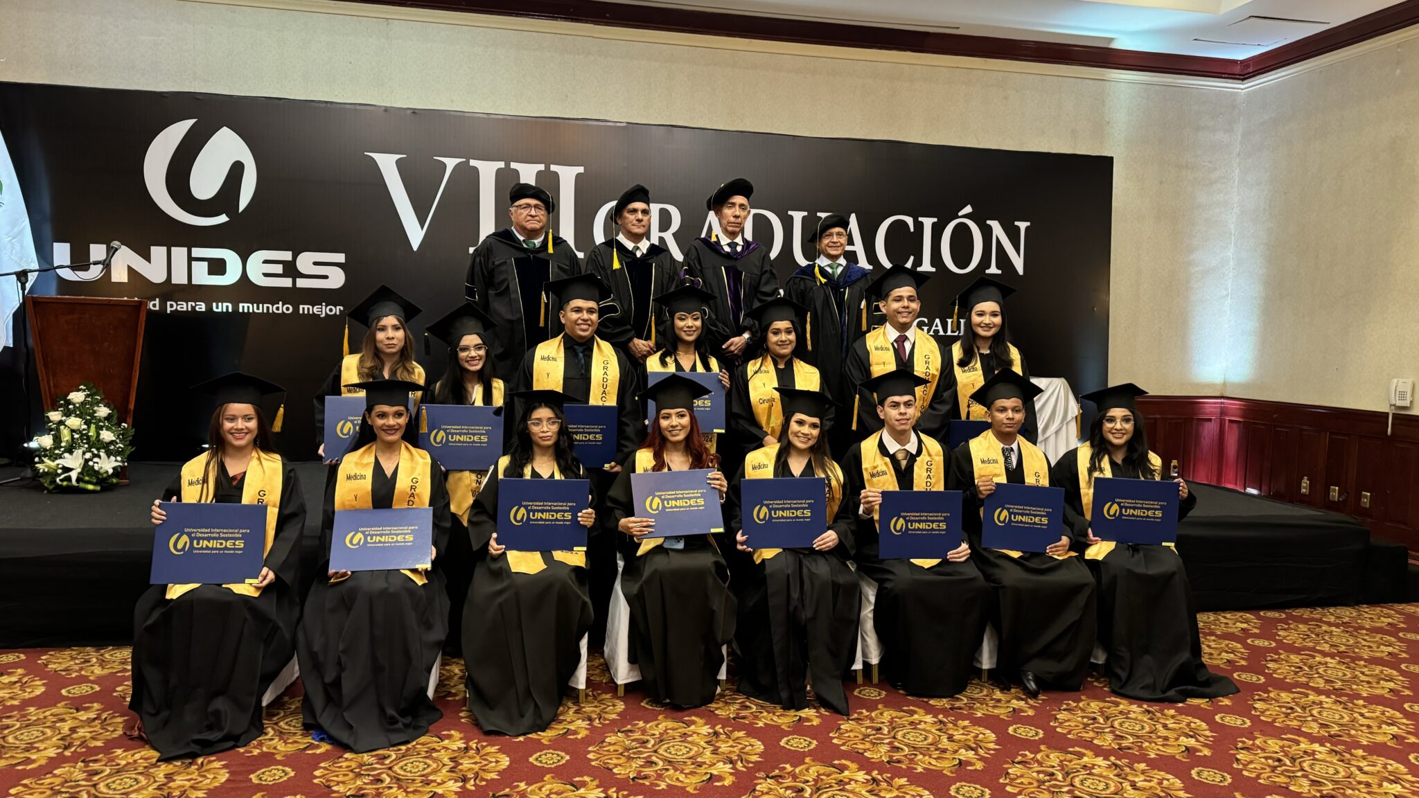 UNIDES Celebra su VIII Ceremonia de Graduación en su 19º Aniversario – UNIDES